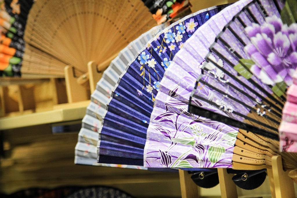 Hand Fan – En Yukata