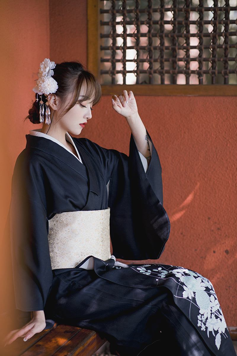 Butterfly Women Traditional Ceremony Yukata – En Yukata